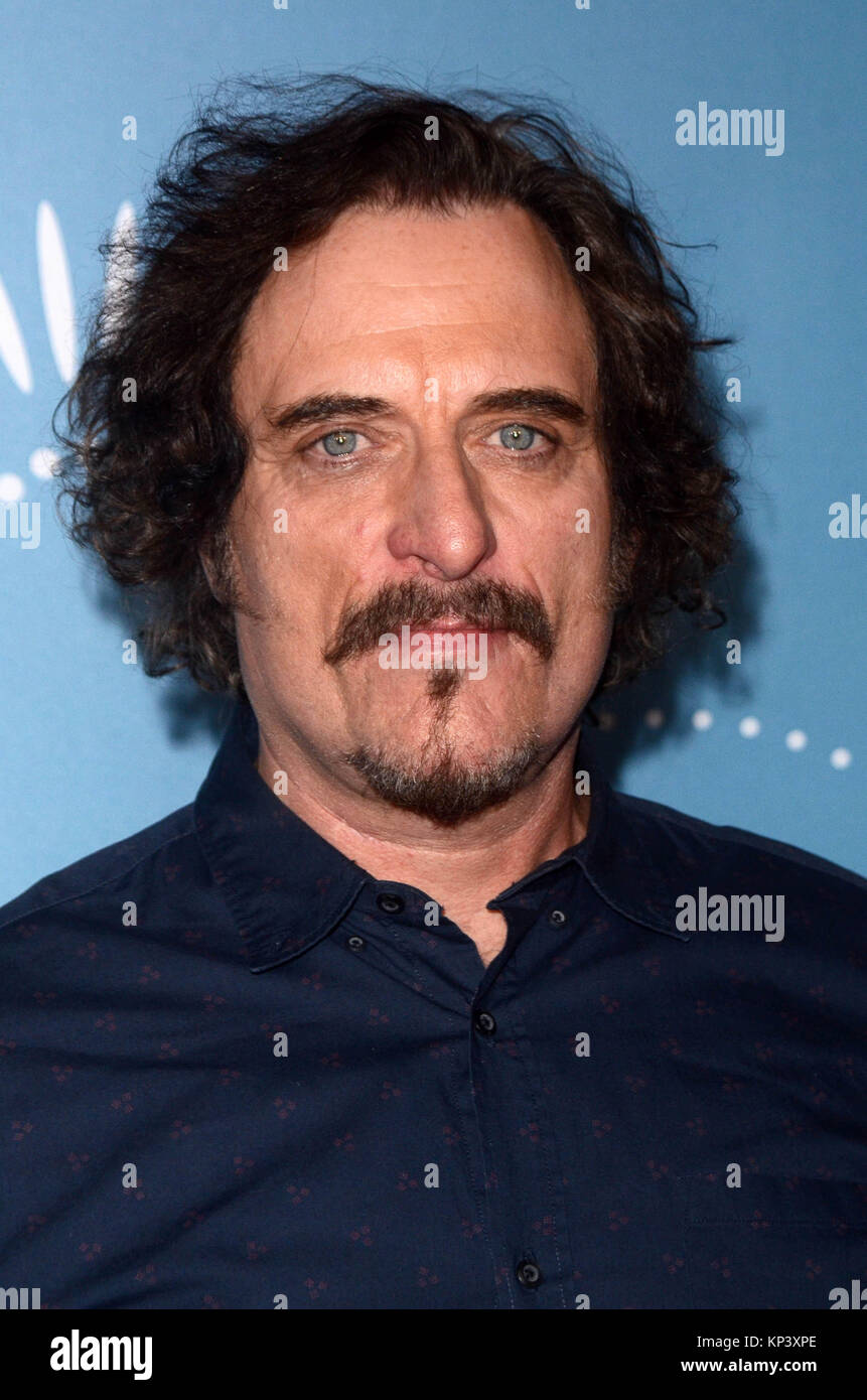 David coates hi-res stock photography and images - Alamy