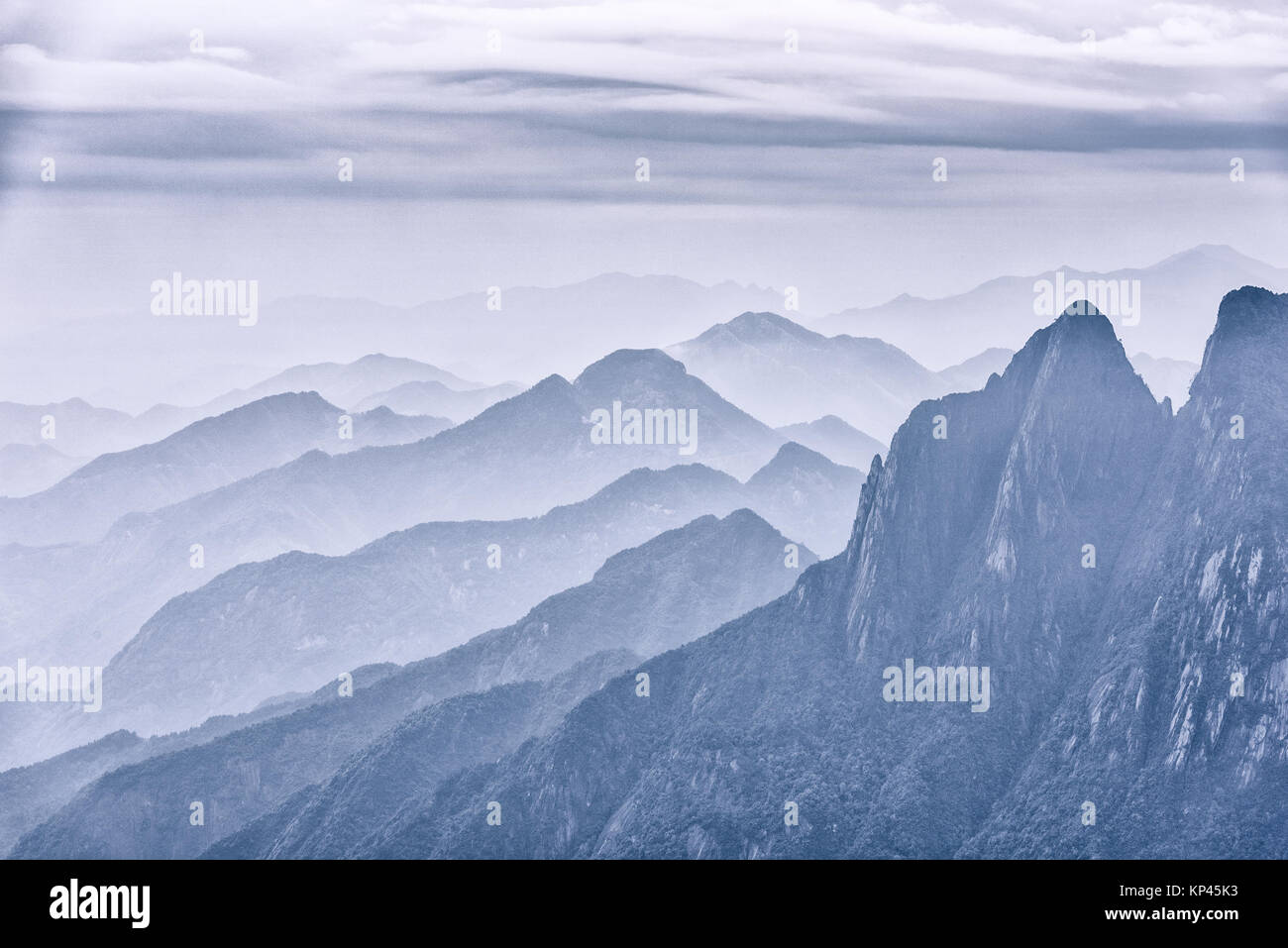 Three pure ones sanqing hi-res stock photography and images - Alamy