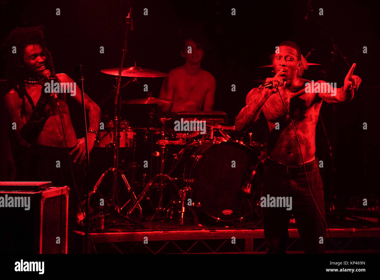 London, UK. 13th Dec, 2017. Ho99o9 (theOGM, left, and Eaddy) performing ...