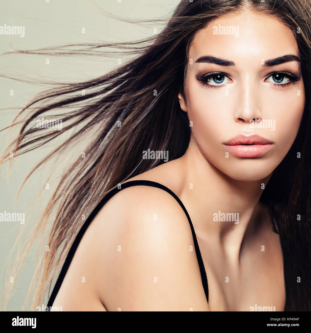 Female face beauty hi-res stock photography and images - Alamy