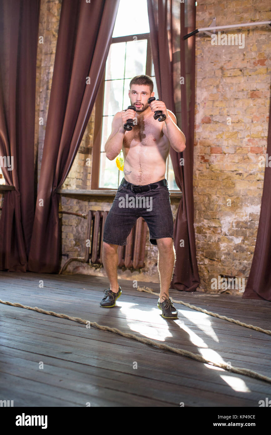 Young guy training boxing hi-res stock photography and images - Alamy
