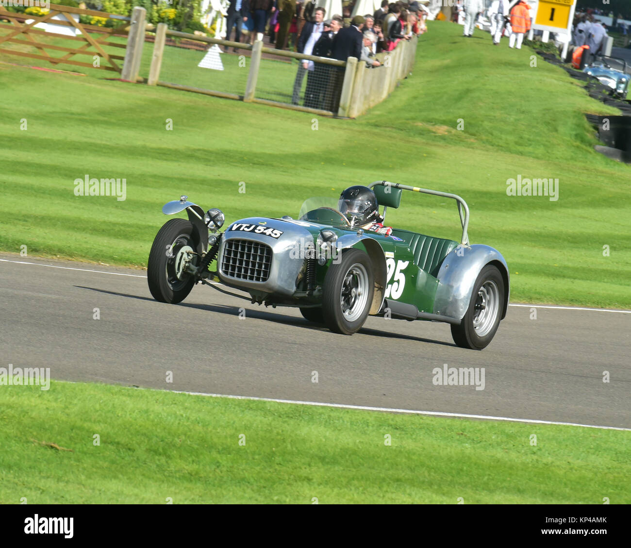 Brian Arculus, Lotus Mk6, VTJ 545, Fordwater Trophy, Goodwood Revival ...