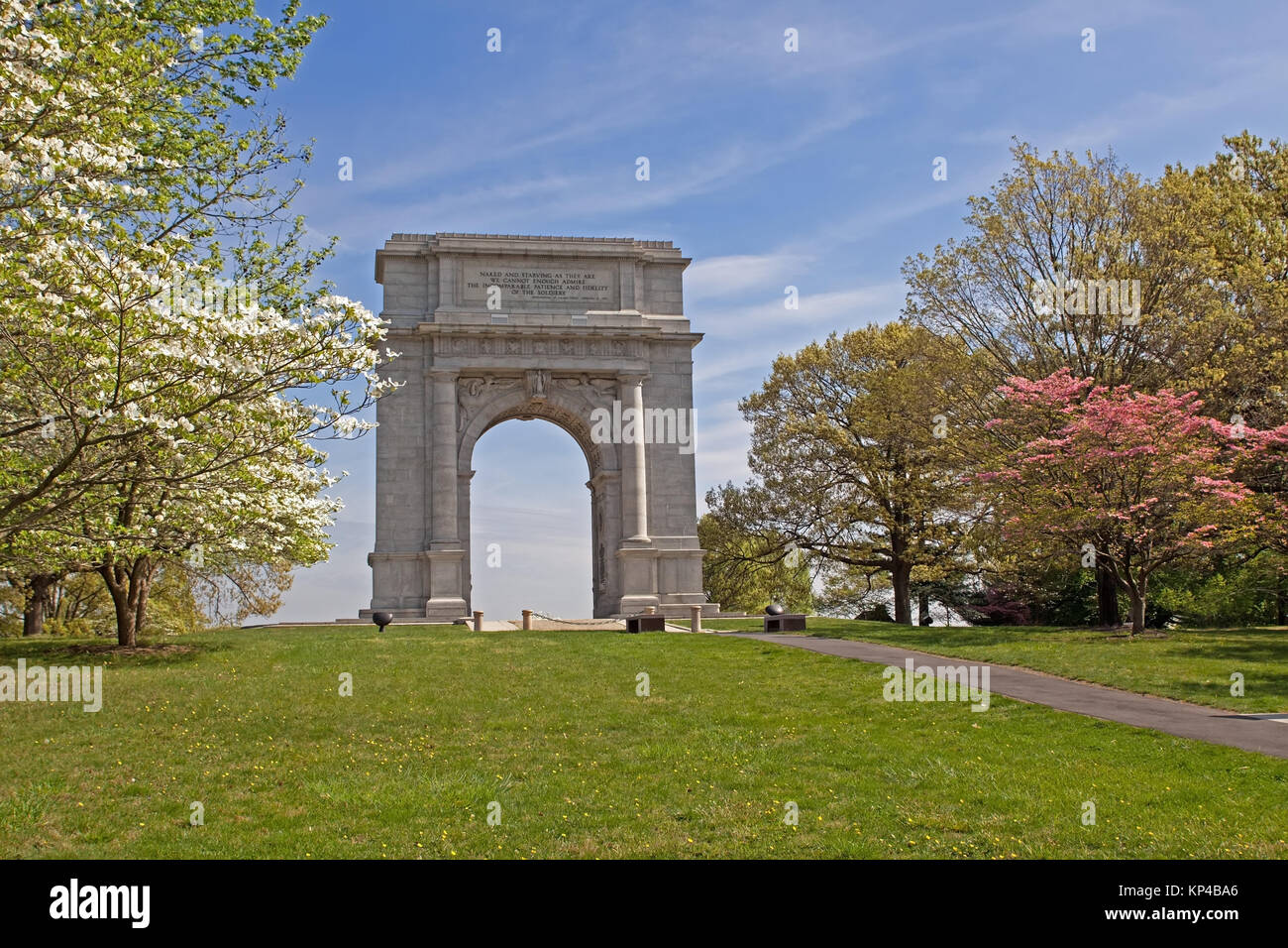 The National Memorial Arch monument dedicated to George Washington and ...