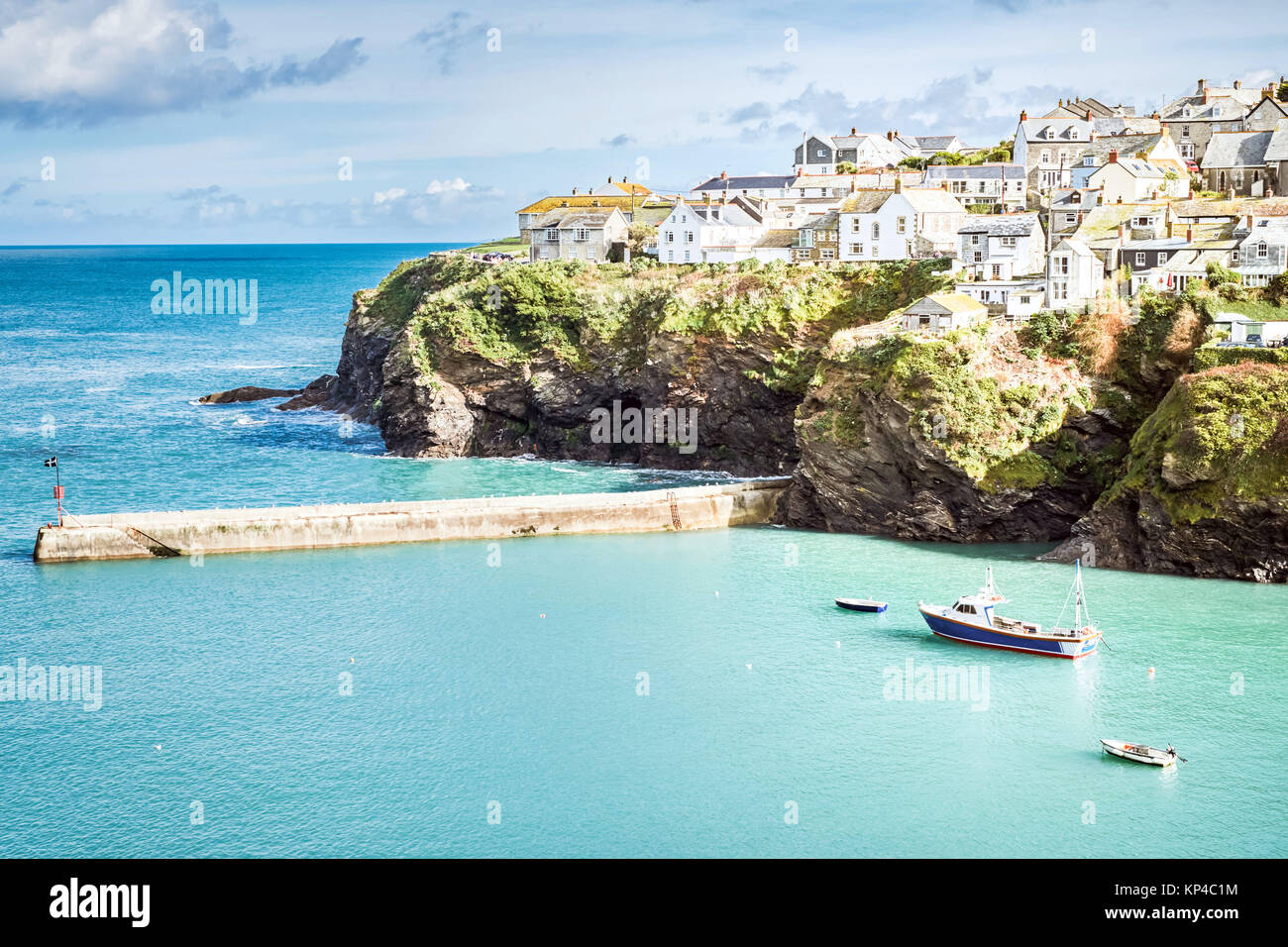 old fishing village / Port Isaac, the little village on the sea in ...