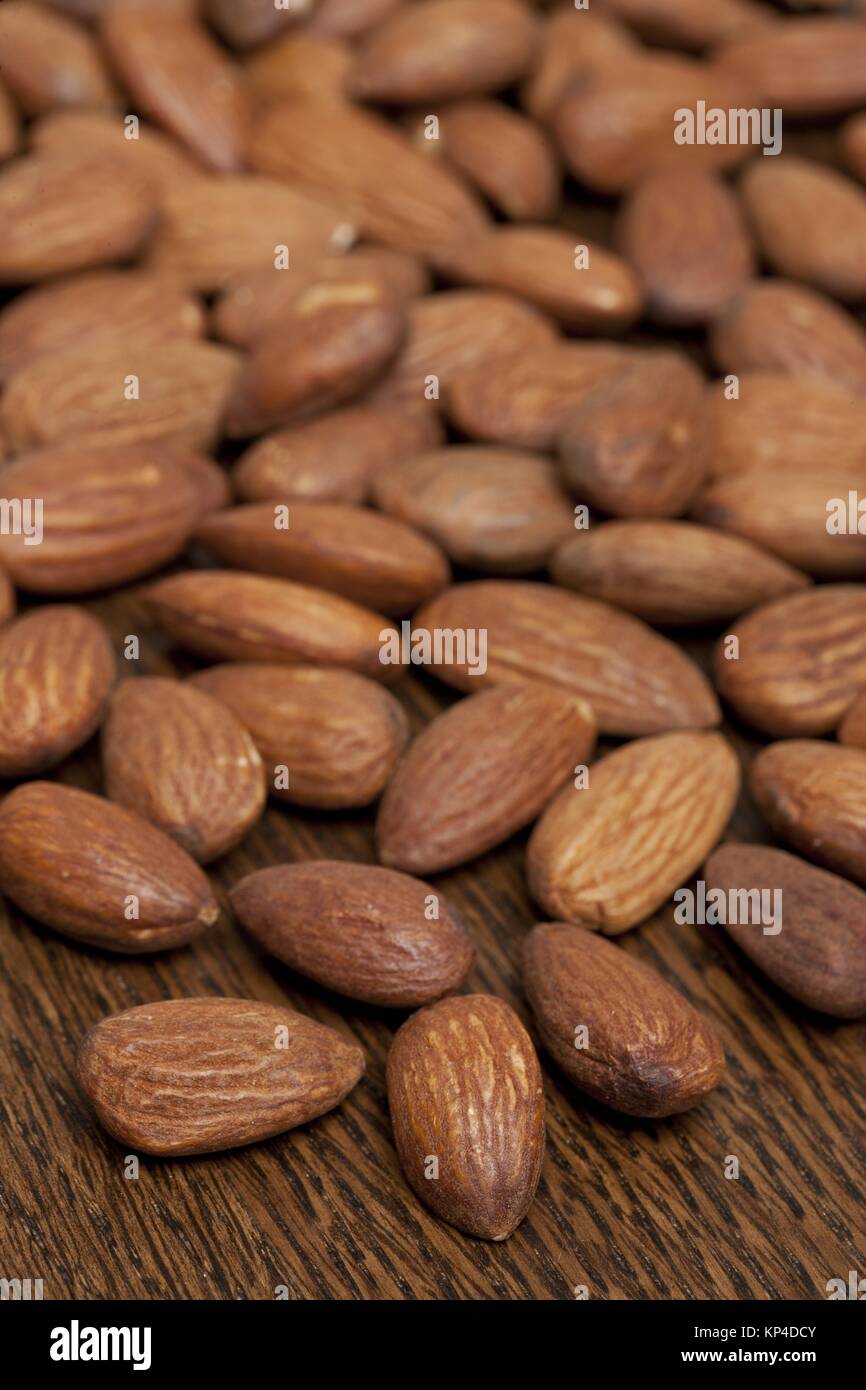bunch of almonds Stock Photo - Alamy