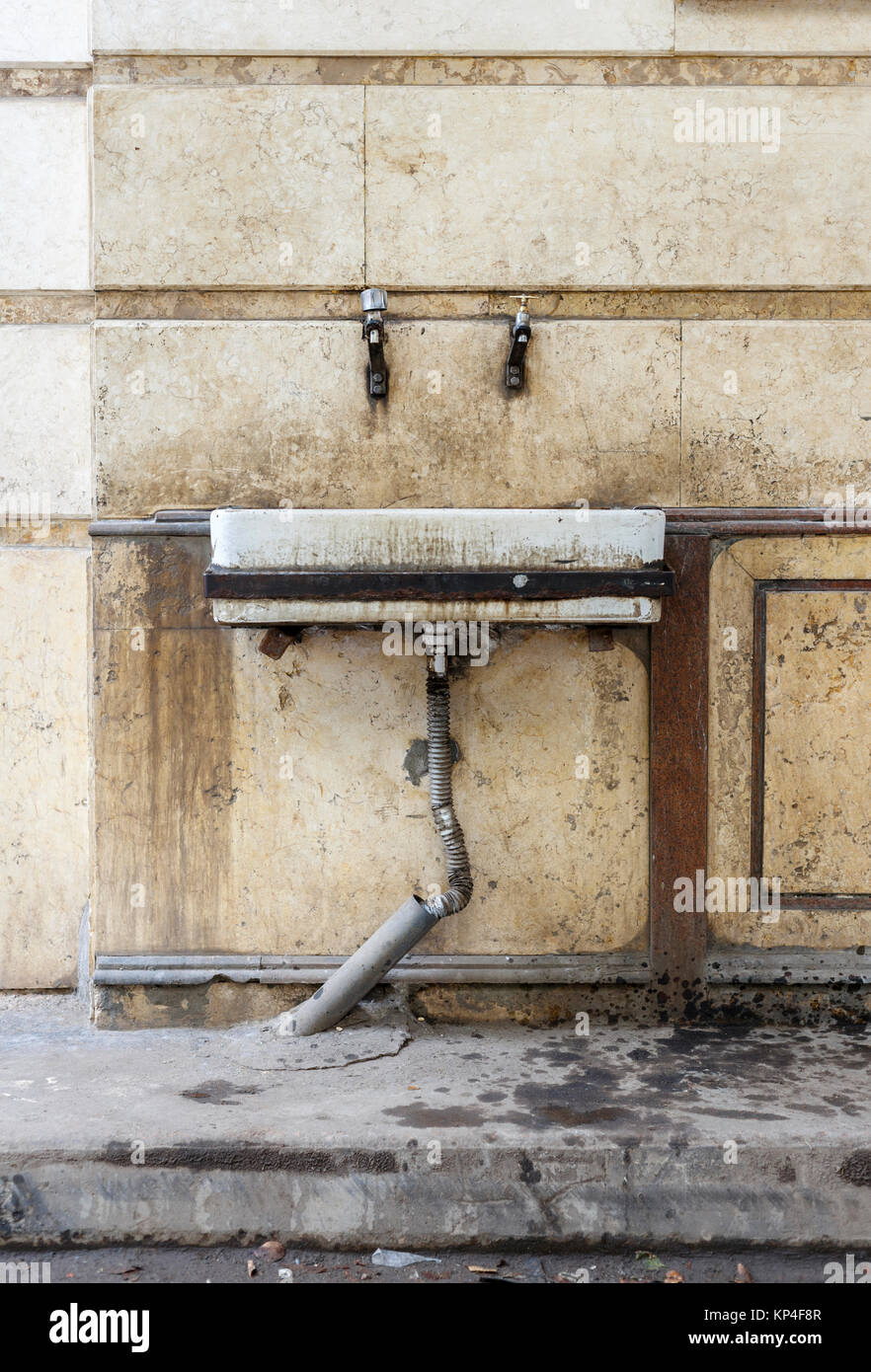 Public sink in street Stock Photo - Alamy