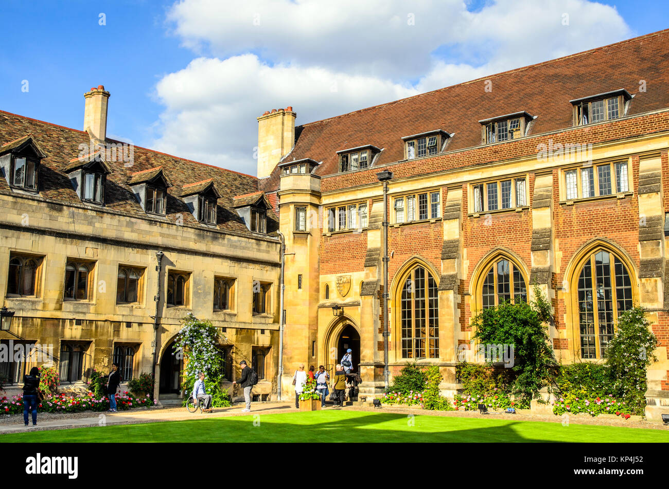 Pembroke College High Resolution Stock Photography and Images - Alamy
