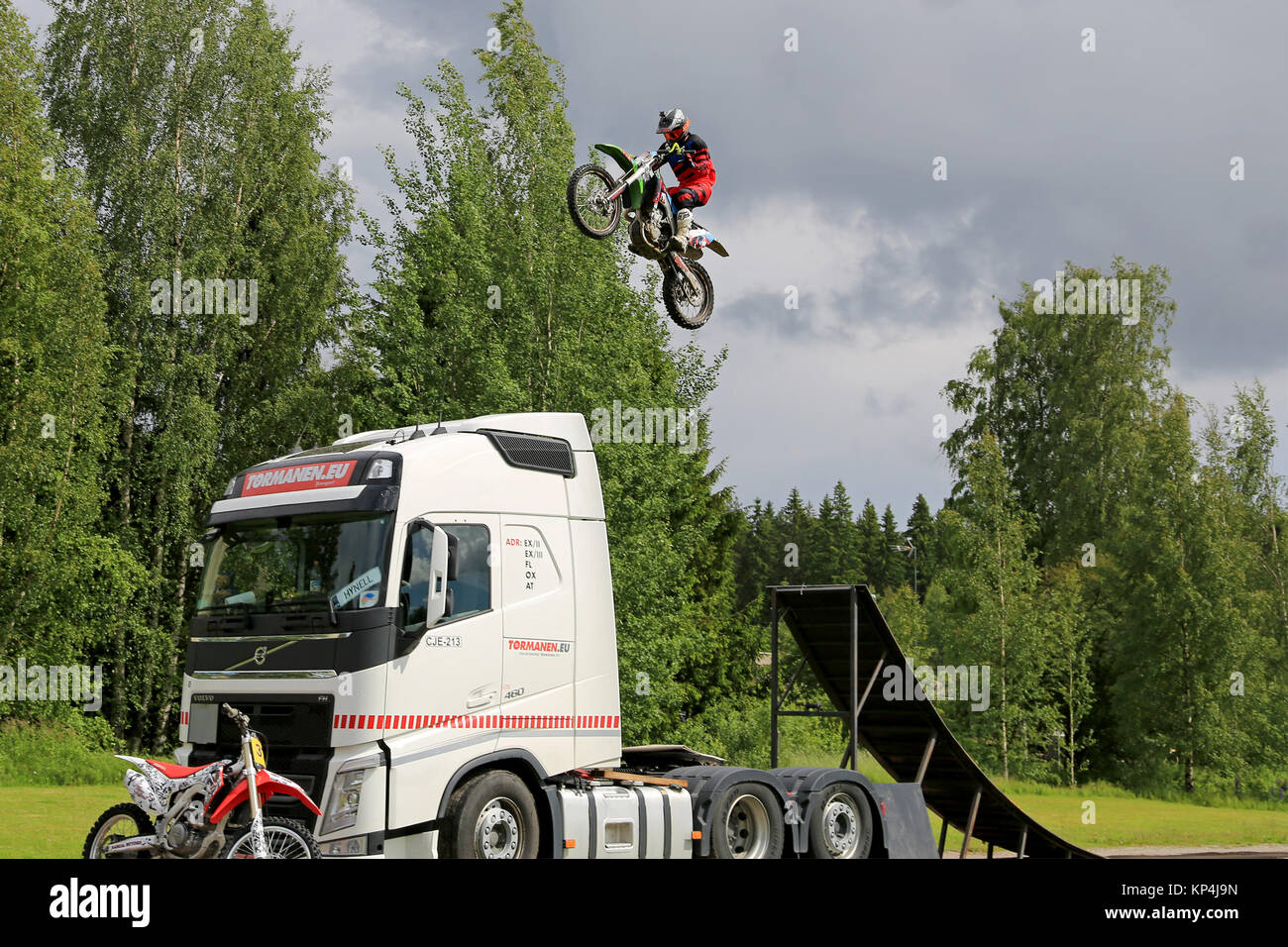 Bike ramp truck hi-res stock photography and images - Alamy