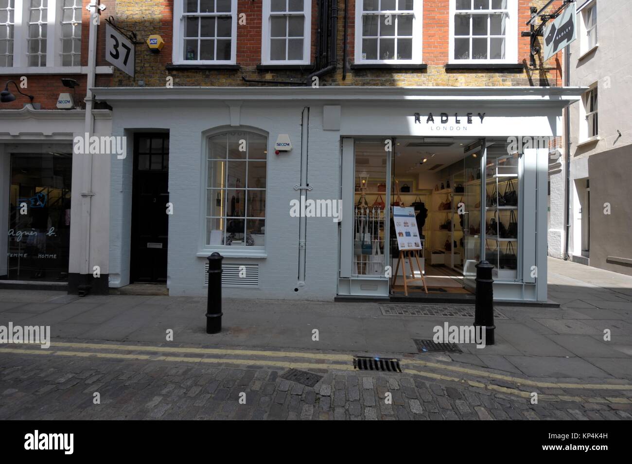 Radley, Shop exterior and Interior Stock Photo - Alamy