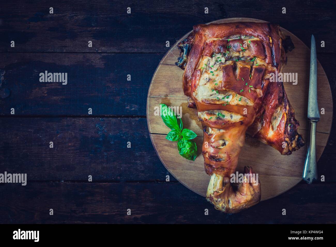 Roasted whole pork leg hi-res stock photography and images - Alamy