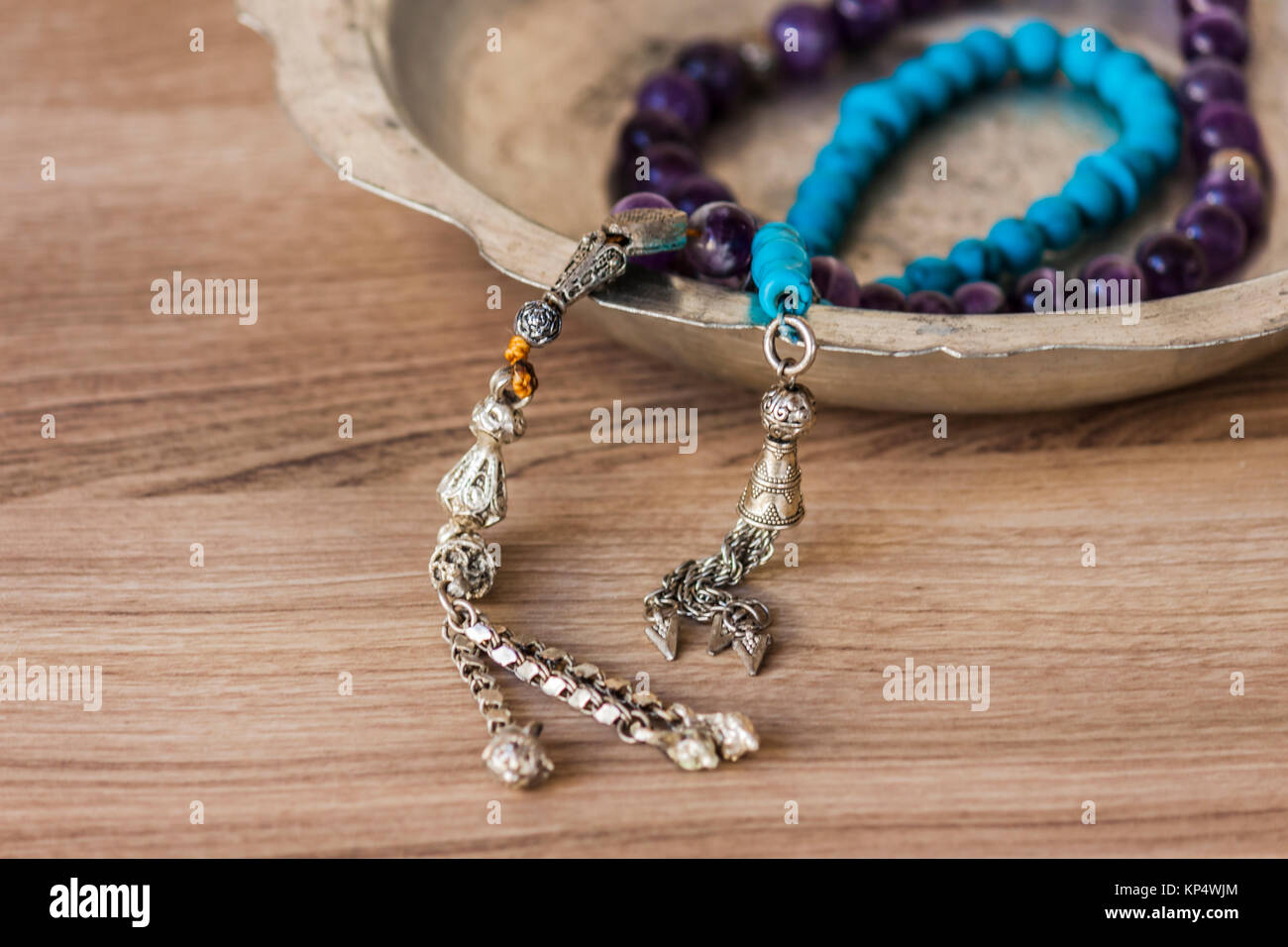 Muslim rosary hi-res stock photography and images - Alamy