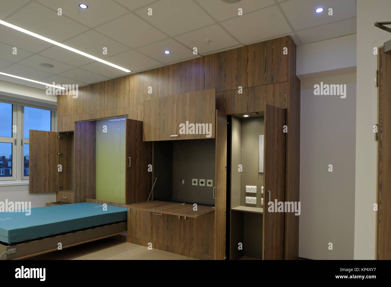 Posh hospital hi-res stock photography and images - Alamy