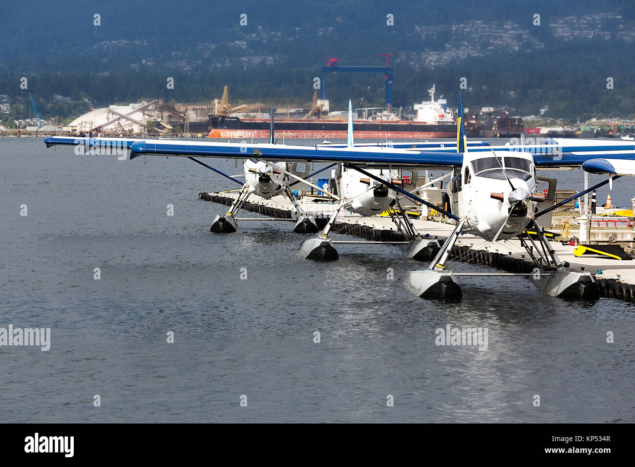 Old float plane hi-res stock photography and images - Alamy