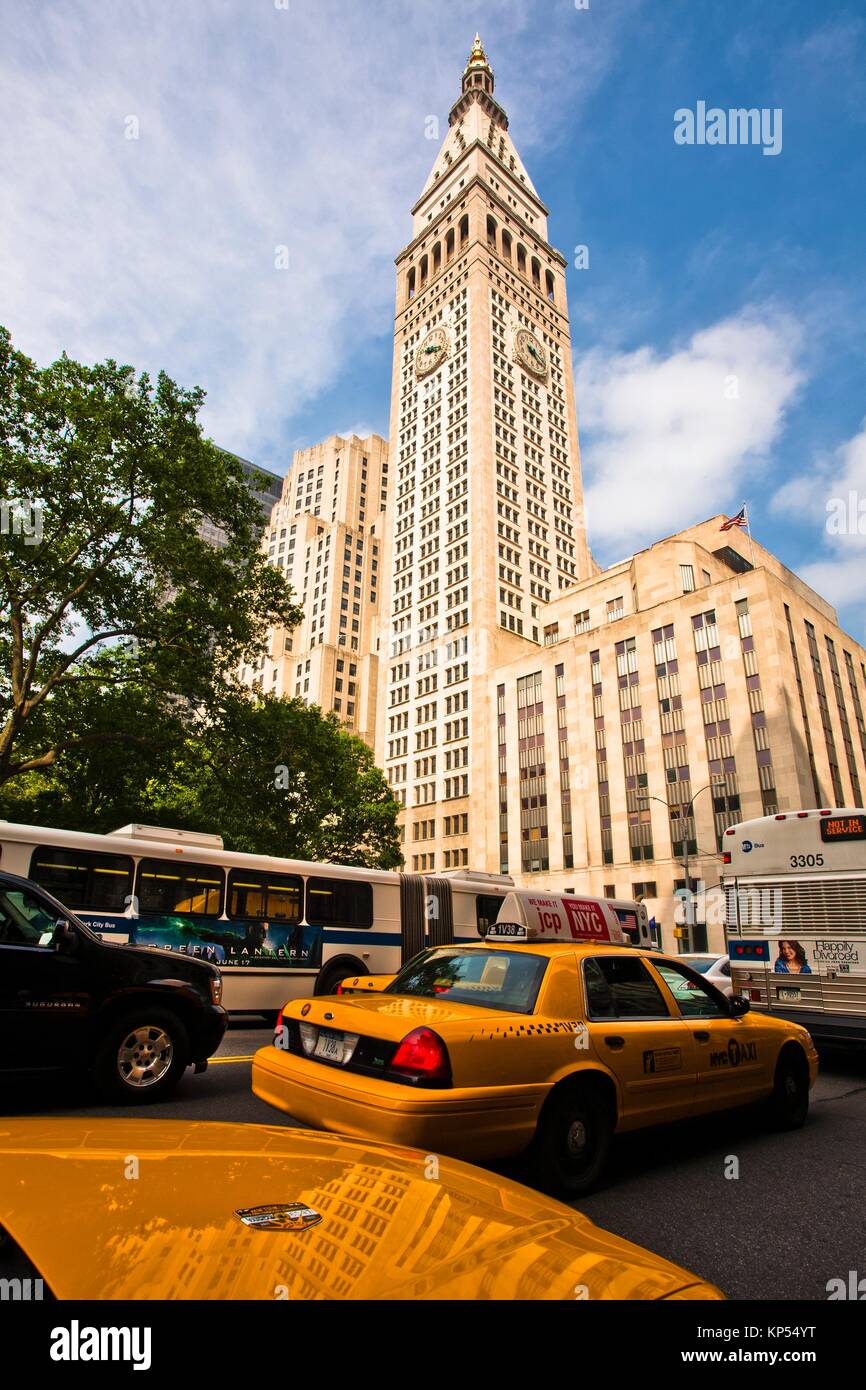 New york life insurance company building hi-res stock photography and ...