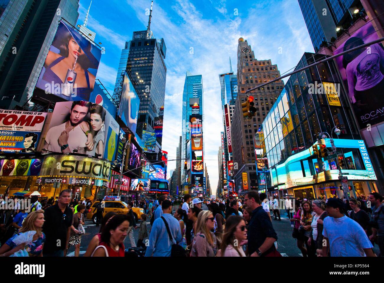 Manhattan times square hi-res stock photography and images - Alamy