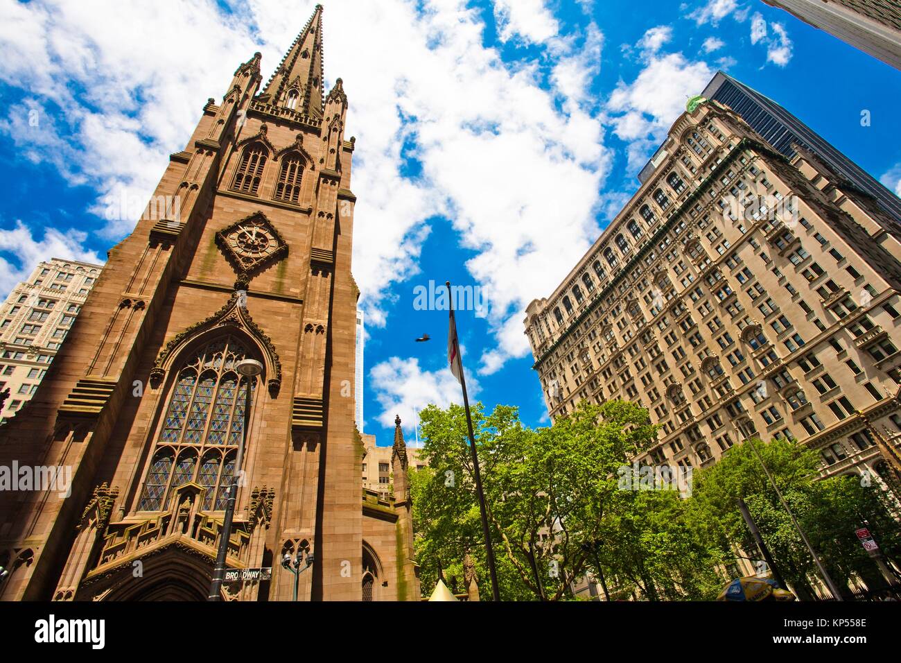 New york trinity church architecture hi-res stock photography and ...