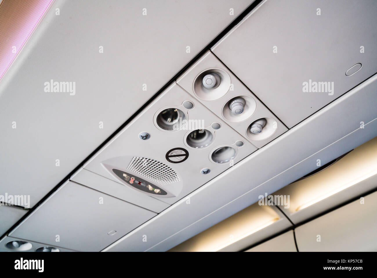 Transport ventilator hi-res stock photography and images - Alamy