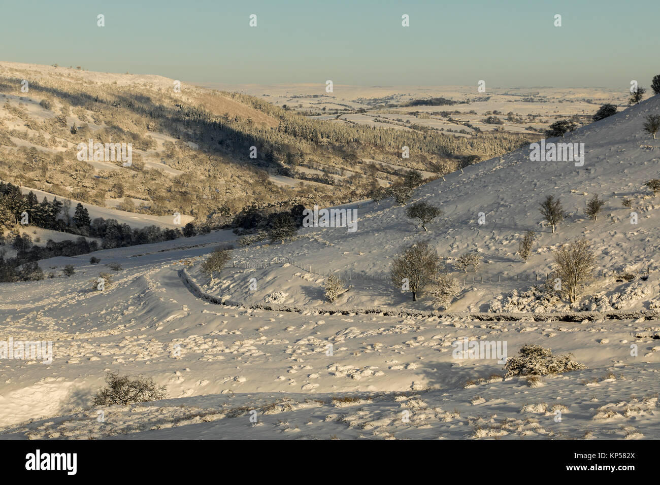 Snow covered mountains of the Brecon Beacons National Park in South ...