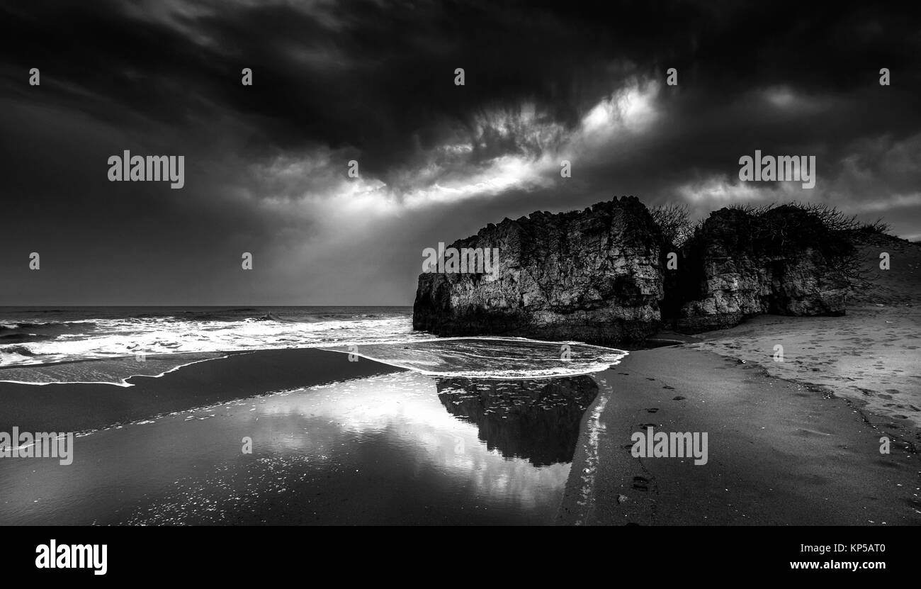 Rocky shore in place Black and White Stock Photos & Images - Alamy