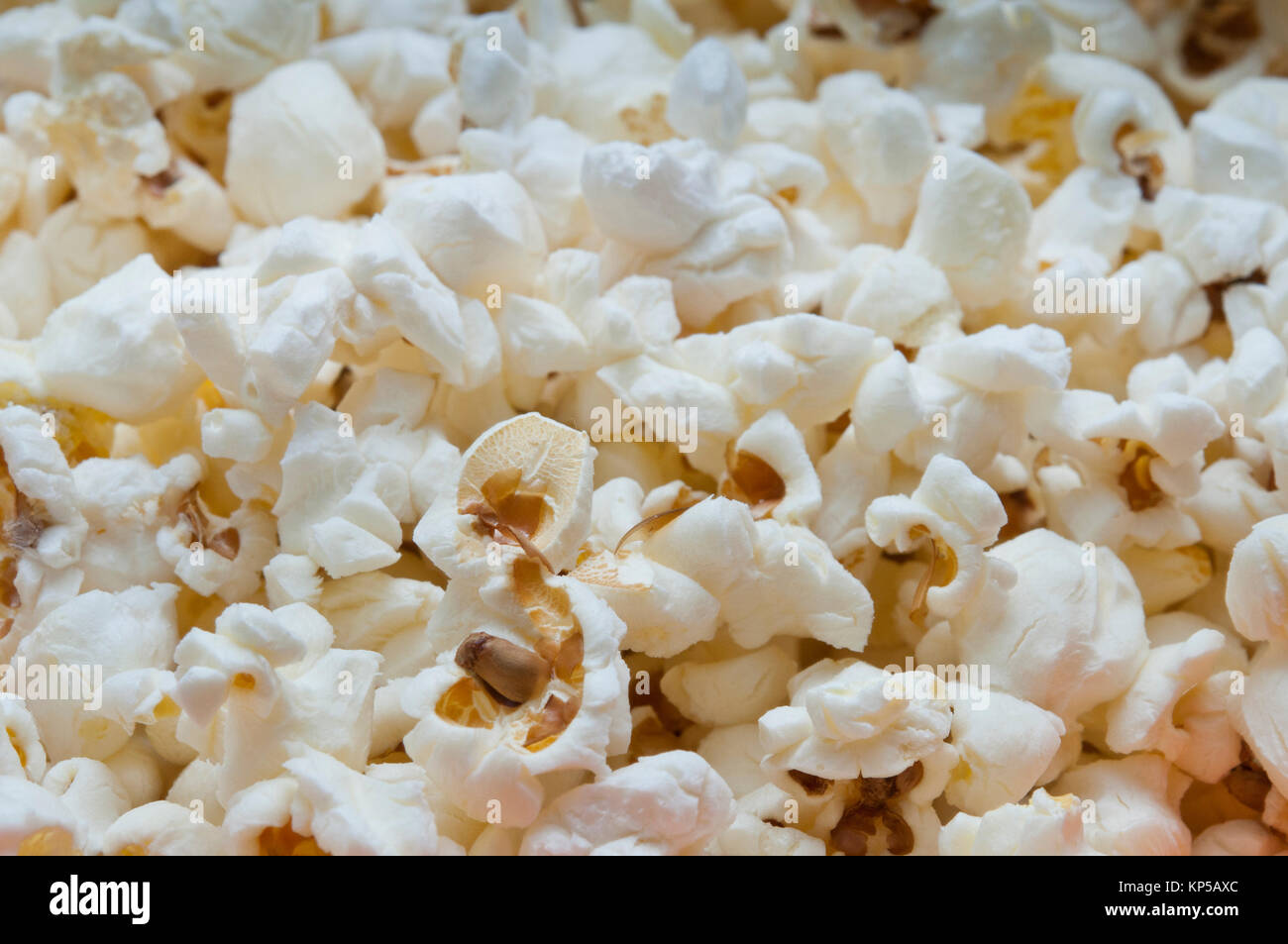 Popped kernel hi-res stock photography and images - Alamy