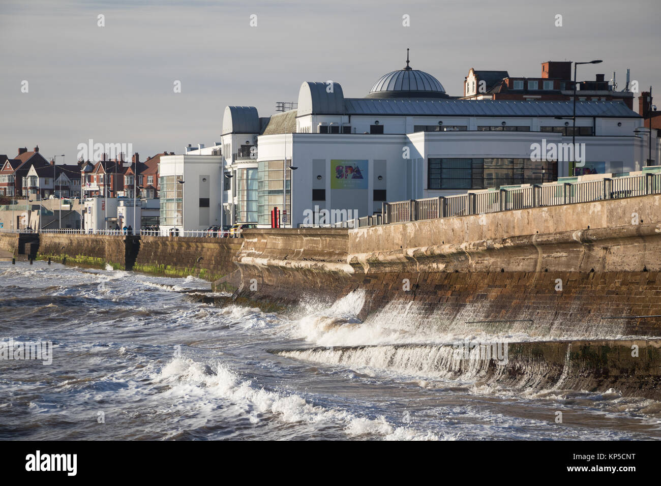 Bridlington theatre hi-res stock photography and images - Alamy