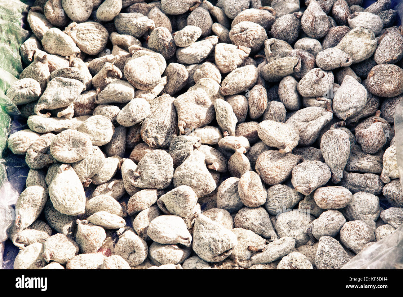 Box of dried figs Stock Photo - Alamy