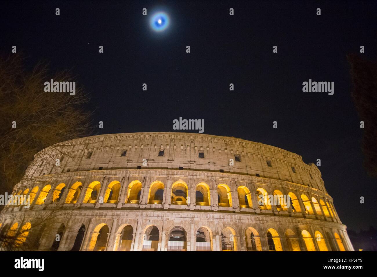 Elliptical stone arch hi-res stock photography and images - Alamy