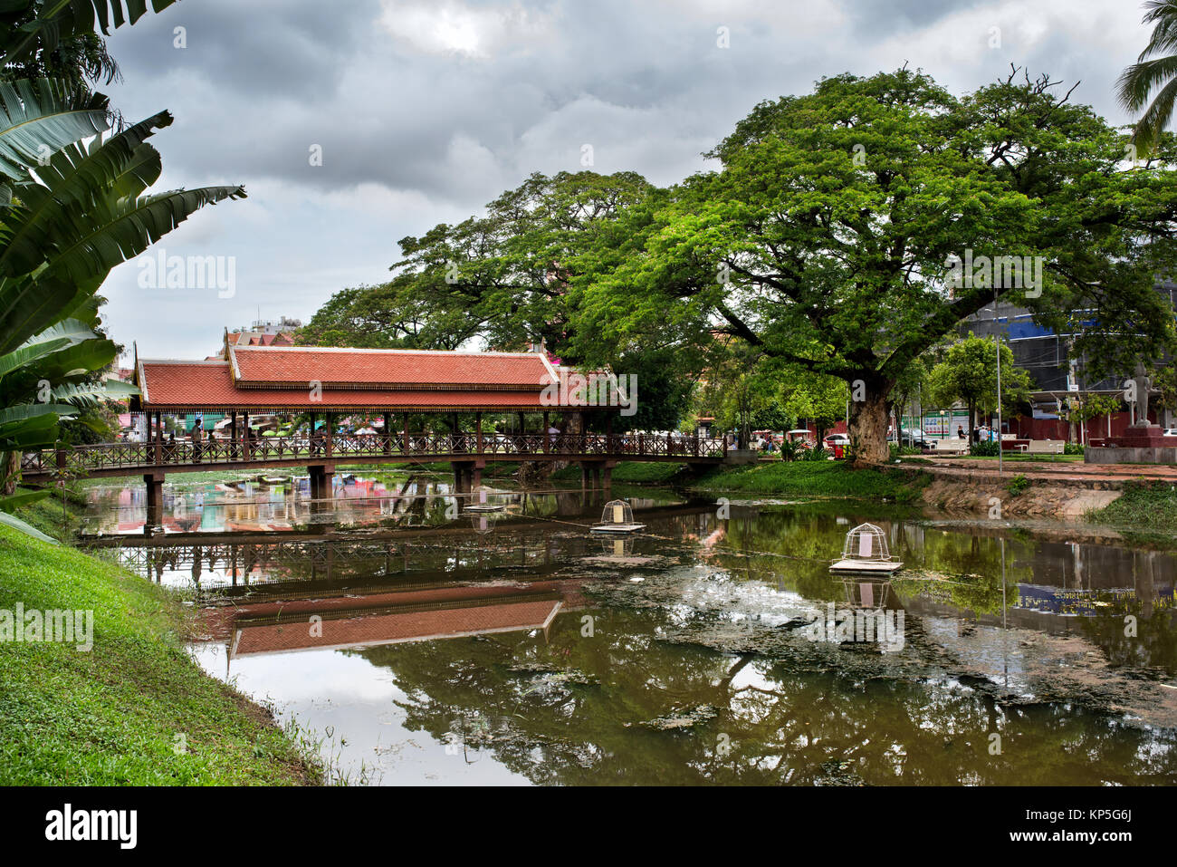 Siem Reap river, Cambodia Stock Photo - Alamy