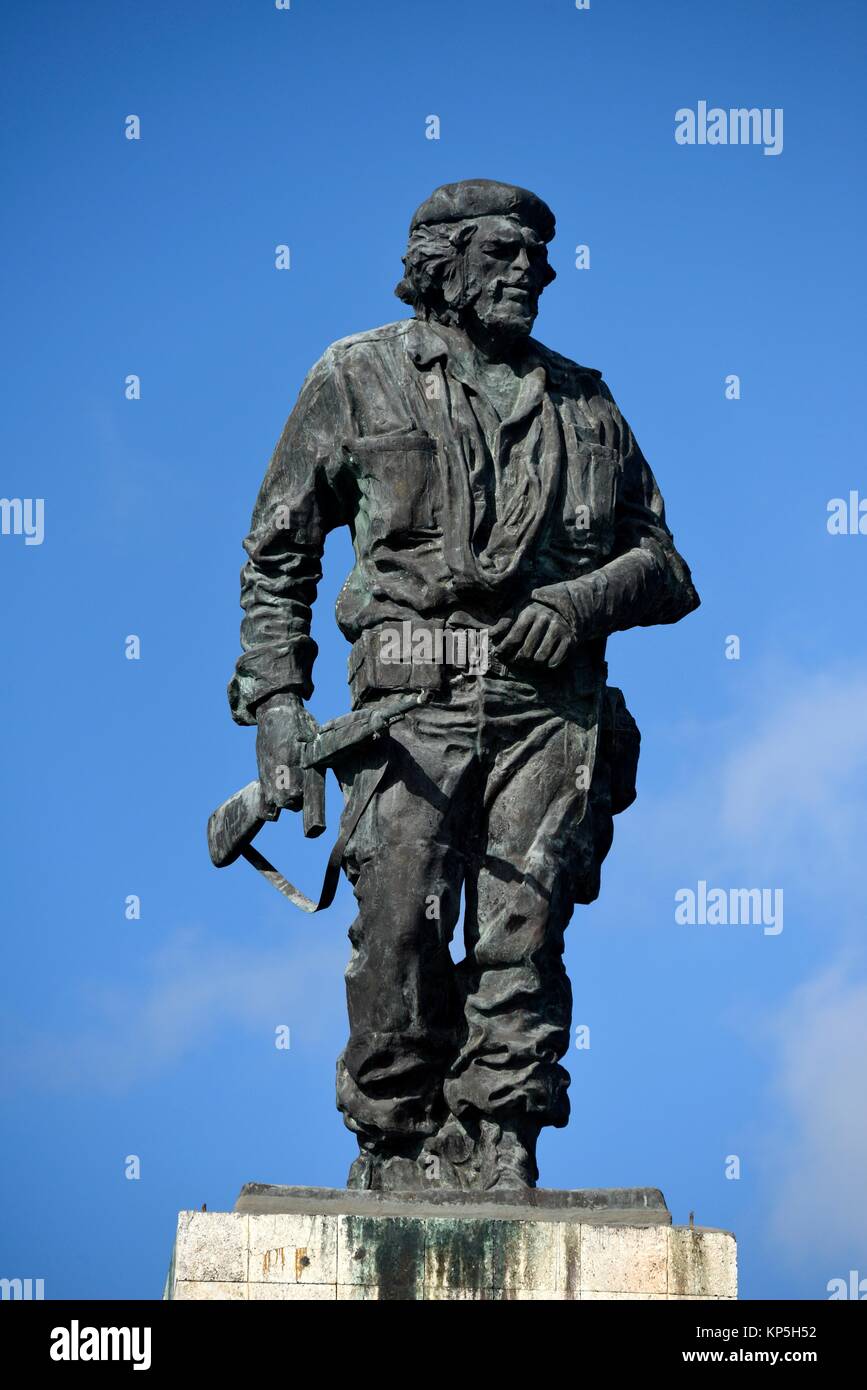 Statue of che guevara hi-res stock photography and images - Alamy