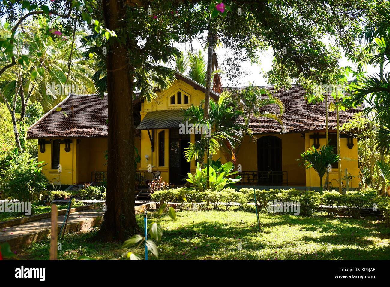 Colonial architecture in southeast asia hi-res stock photography and ...