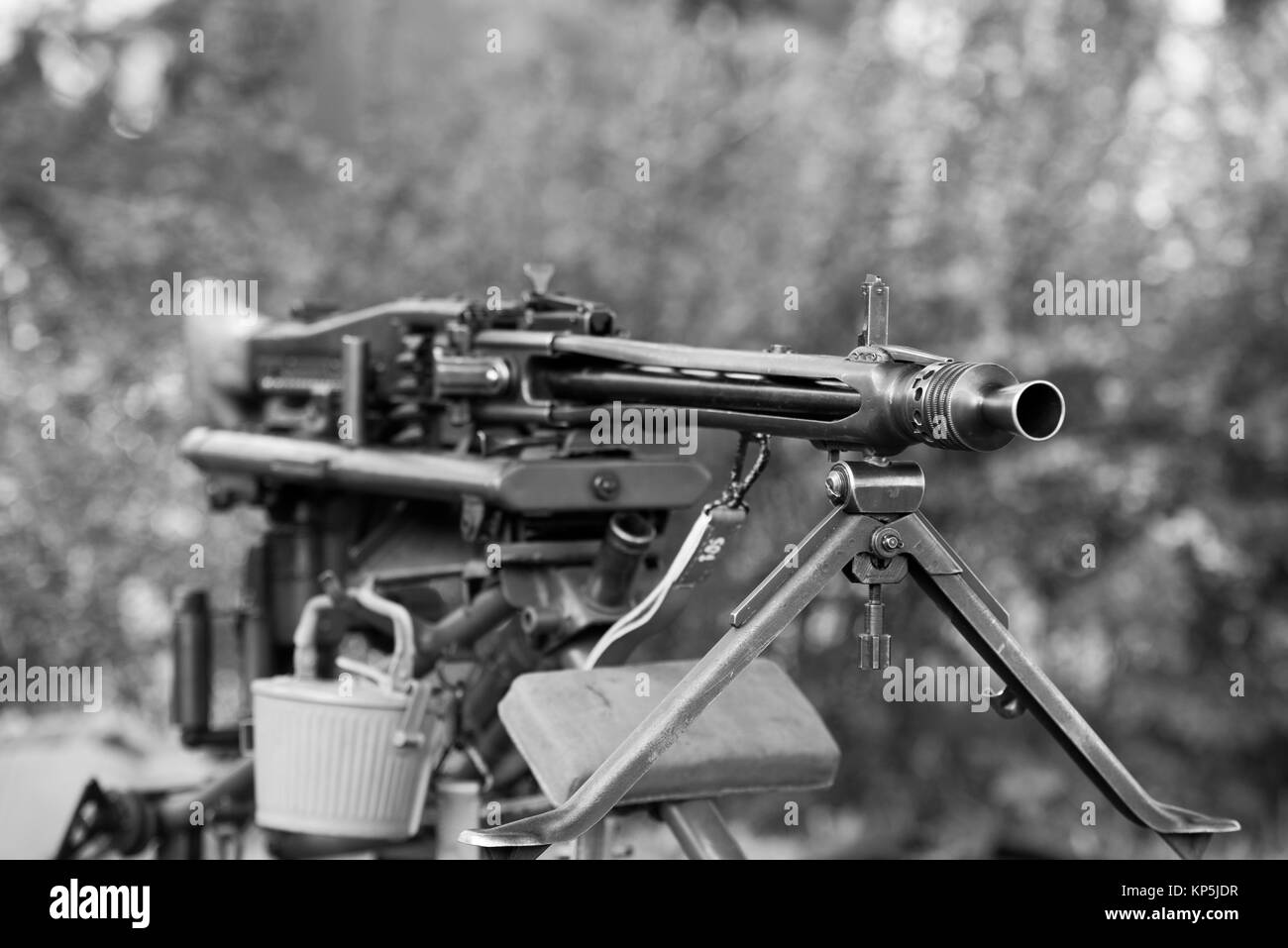 Heavy machine gun from second world war Stock Photo - Alamy