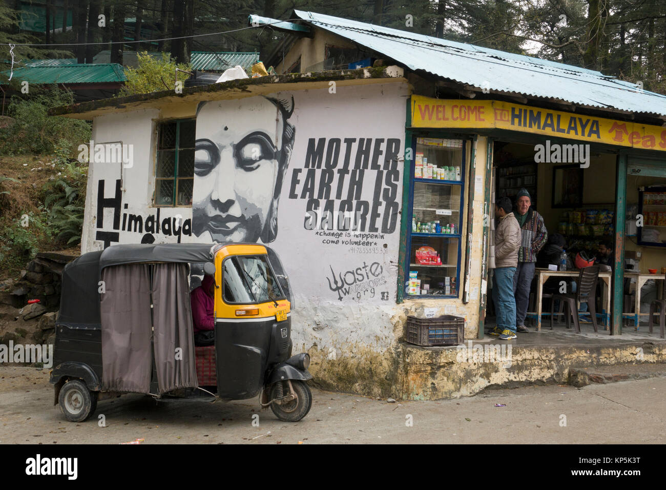 Auto rickshaw parked outside Himalaya tea shop in Dharamkot, India ...