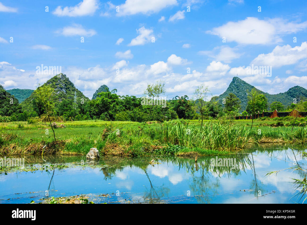 Picturesque scenic rural scenery hi-res stock photography and images ...