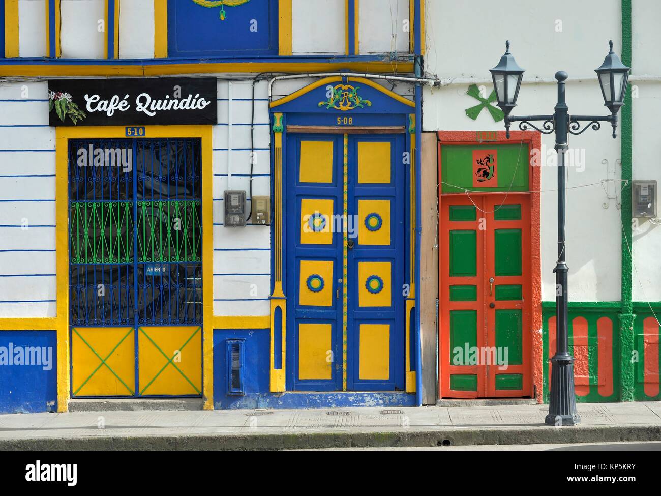 Colonial architecture colombia hi-res stock photography and images - Alamy