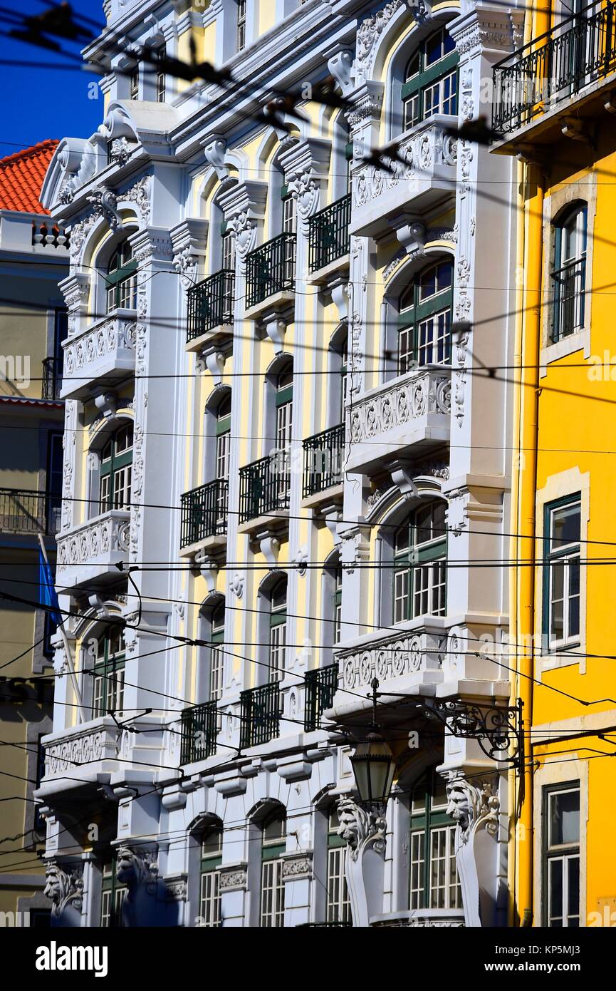 Old building portugal hi-res stock photography and images - Alamy