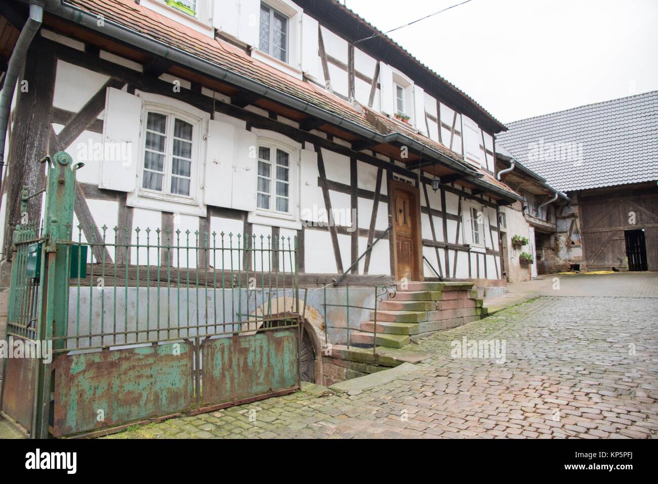 Hunspach in alsace hi-res stock photography and images - Alamy