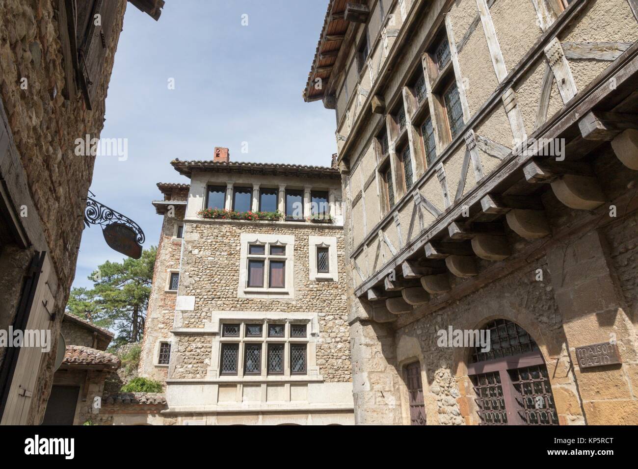 Entrance to perouges hi-res stock photography and images - Alamy