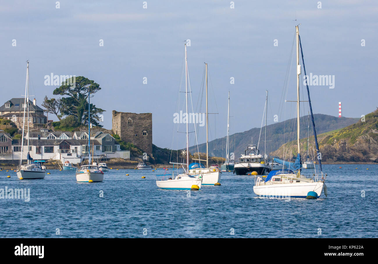 Entrance to fowey harbour hi-res stock photography and images - Alamy