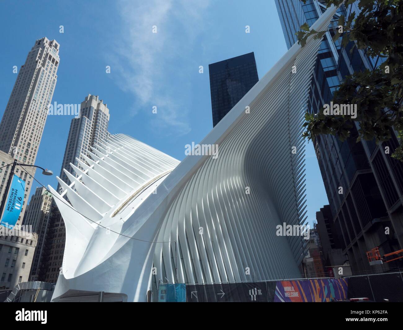 One world trade center subway station hi-res stock photography and ...