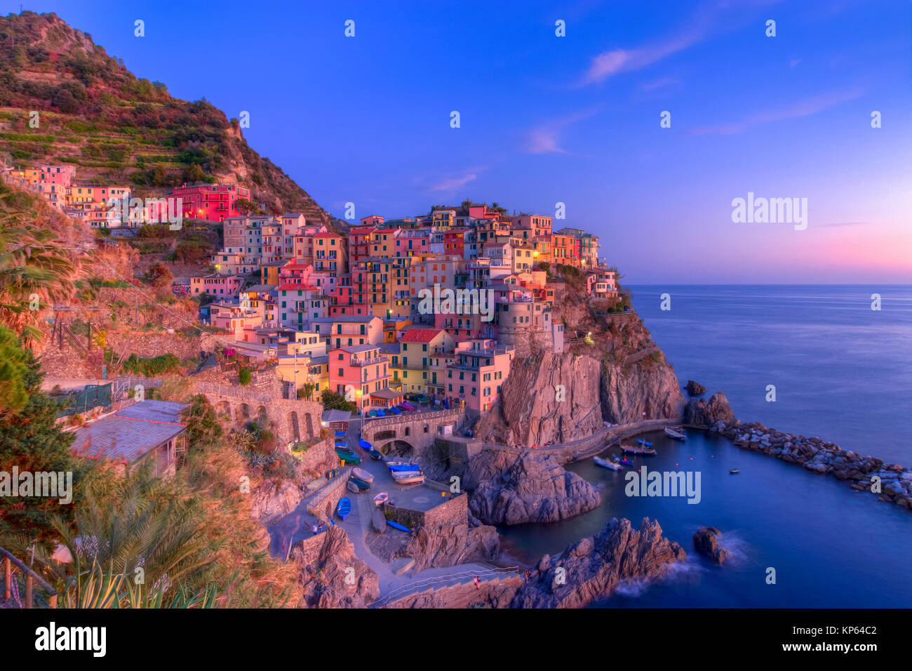 Cliffside hi-res stock photography and images - Alamy