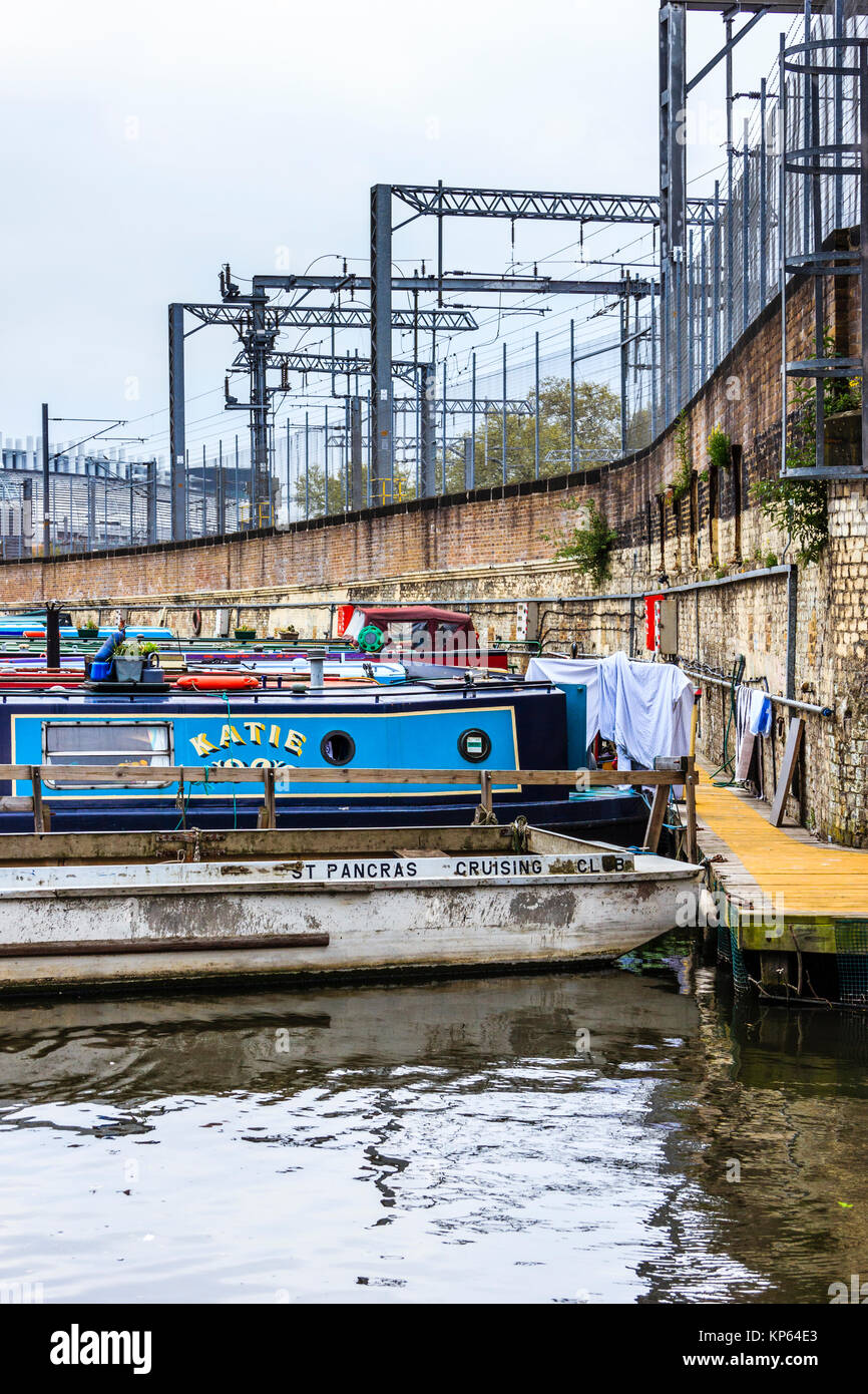 Regents canal kings cross old hi-res stock photography and images - Alamy