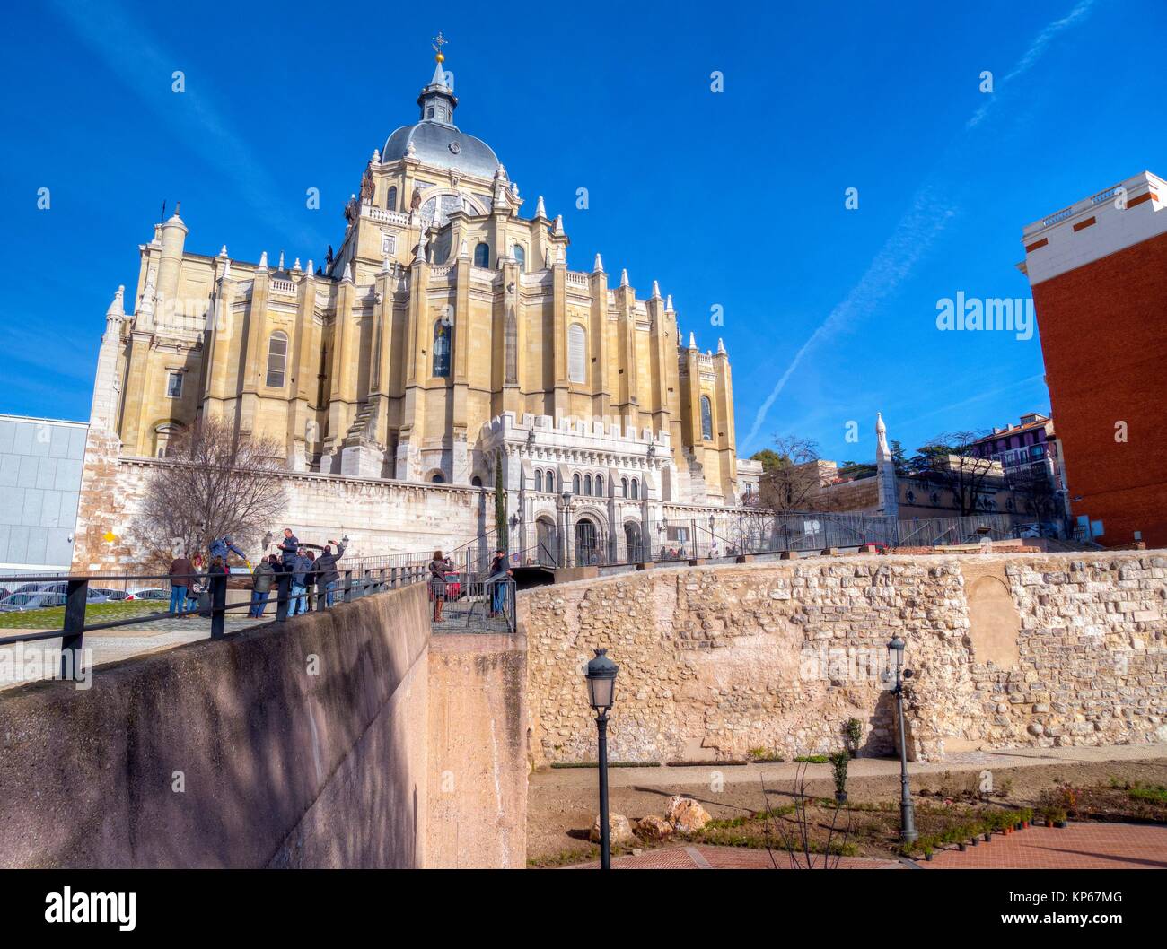 Crypt spain hi-res stock photography and images - Alamy