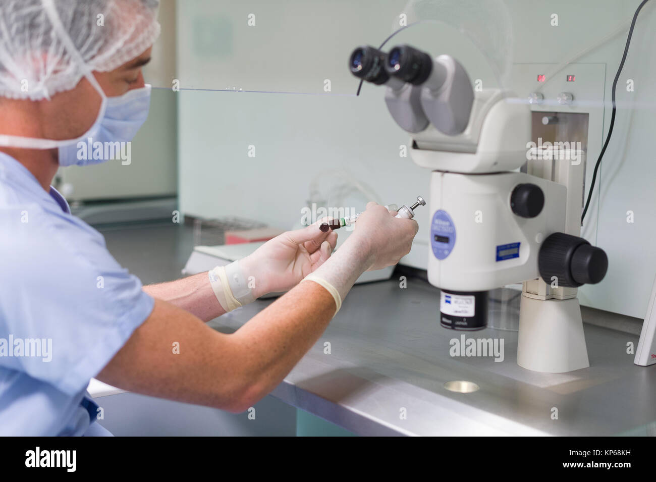 ASSISTED REPRODUCTIVE TECHNOLOGY Stock Photo - Alamy