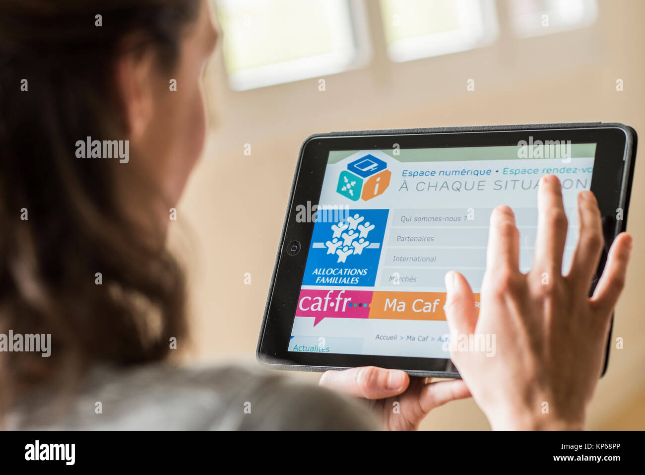 Caf interior hi-res stock photography and images - Alamy