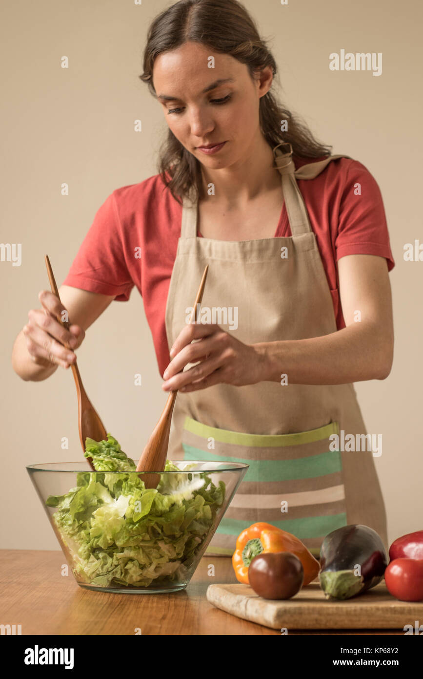 WOMAN IN KITCHEN Stock Photo - Alamy