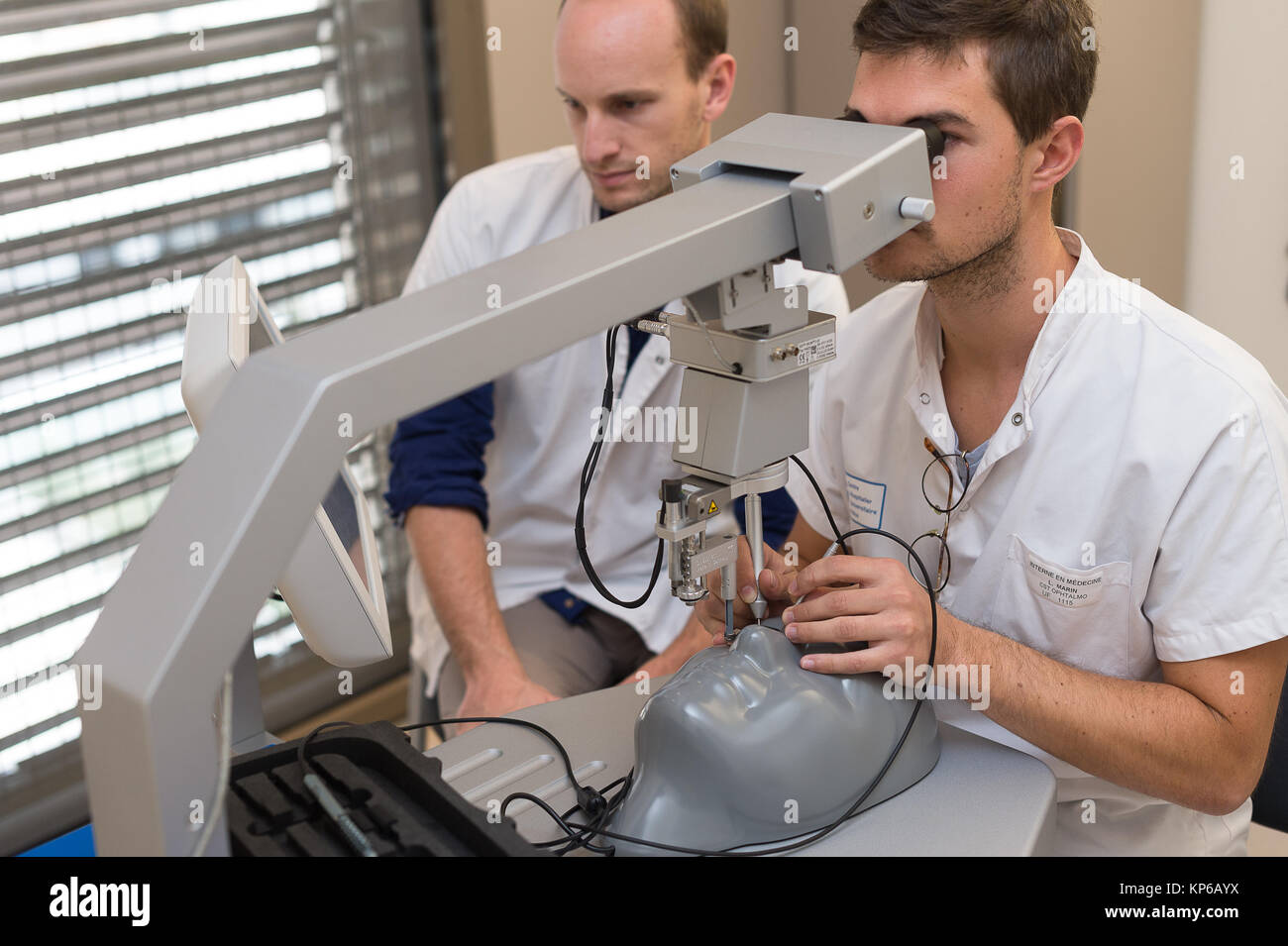 Hospital training mannequin hi-res stock photography and images - Alamy