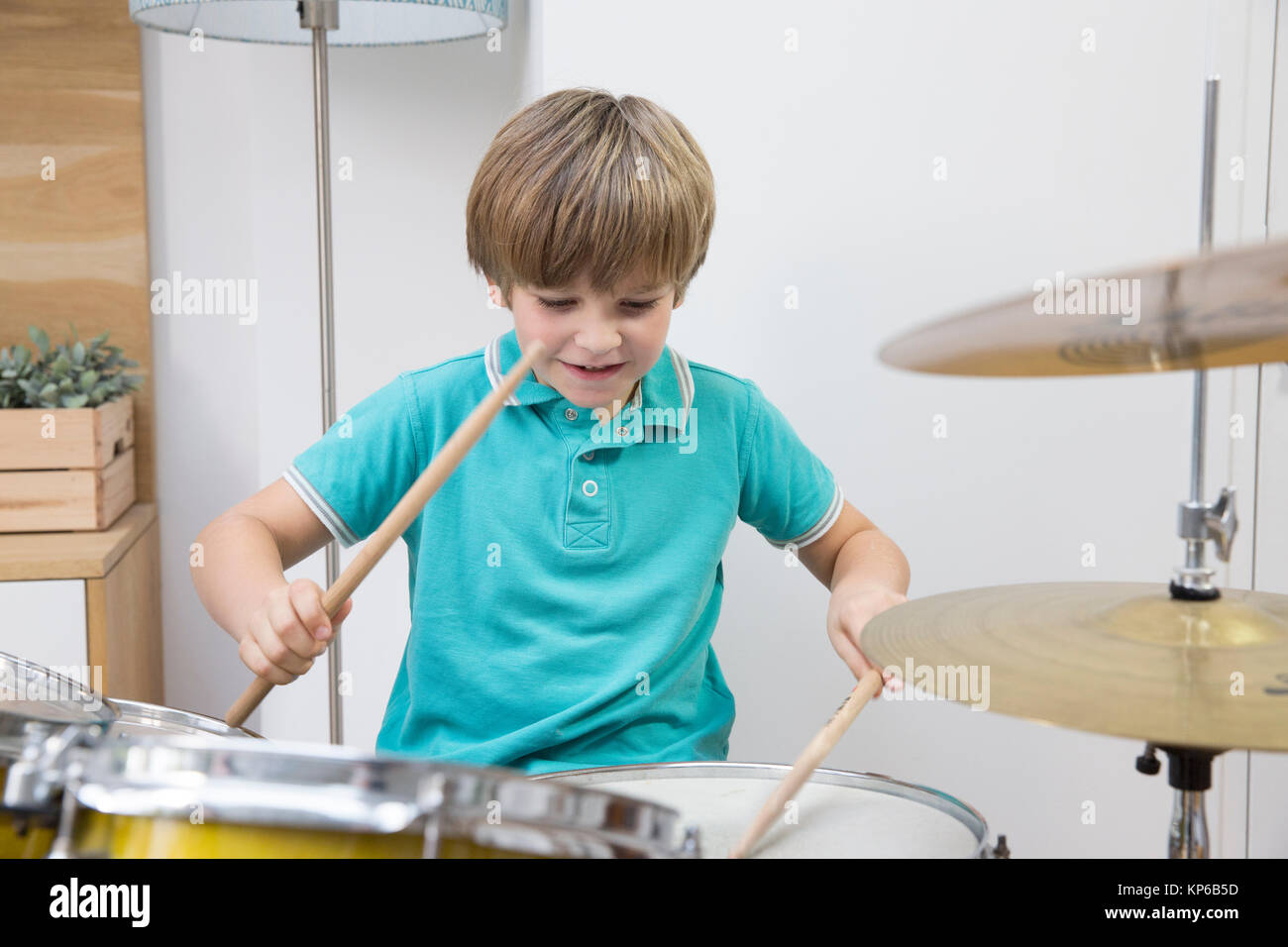 Vigorous to play hi-res stock photography and images - Alamy