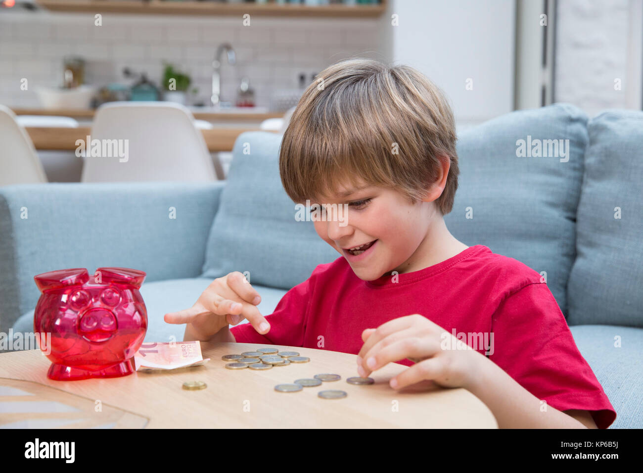 CHILD WITH MONEY Stock Photo - Alamy