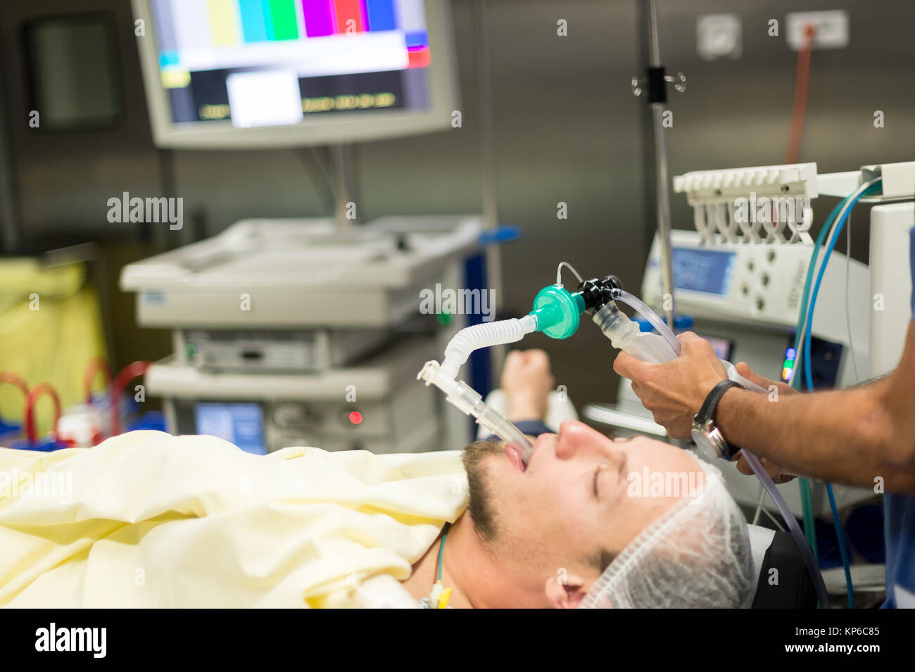 Intubation Patient High Resolution Stock Photography and Images - Alamy