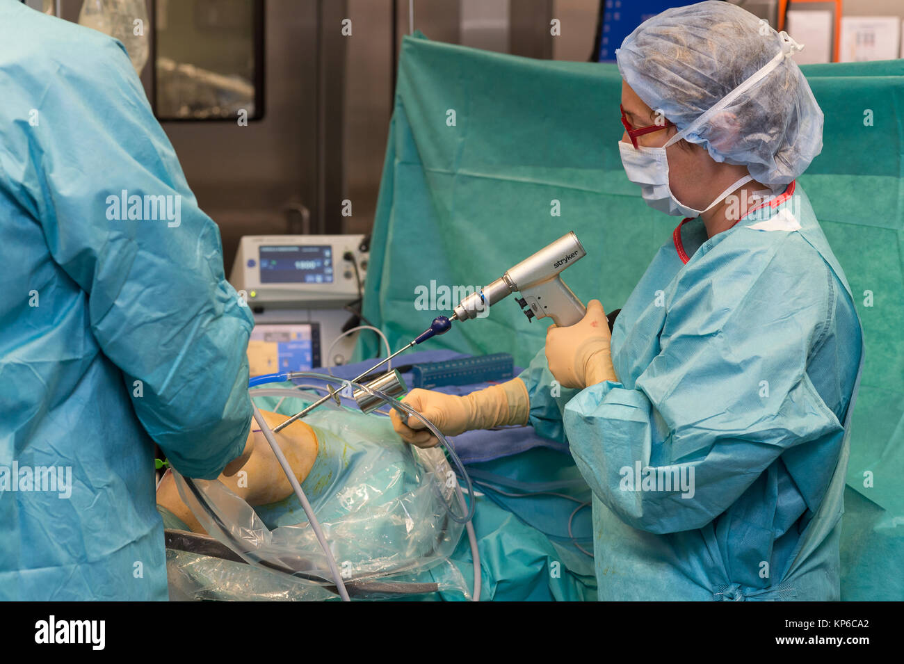 Knee arthroscopy orthopedic surgery operation hi-res stock photography ...